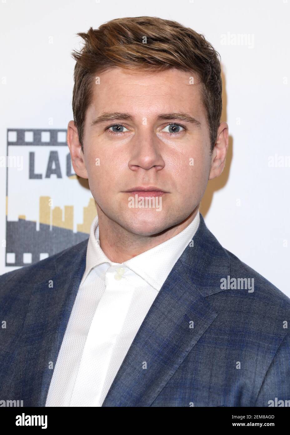 HOLLYWOOD, LOS ANGELES, CA, USA - JANUARY 09: Actor Allen Leech arrives ...