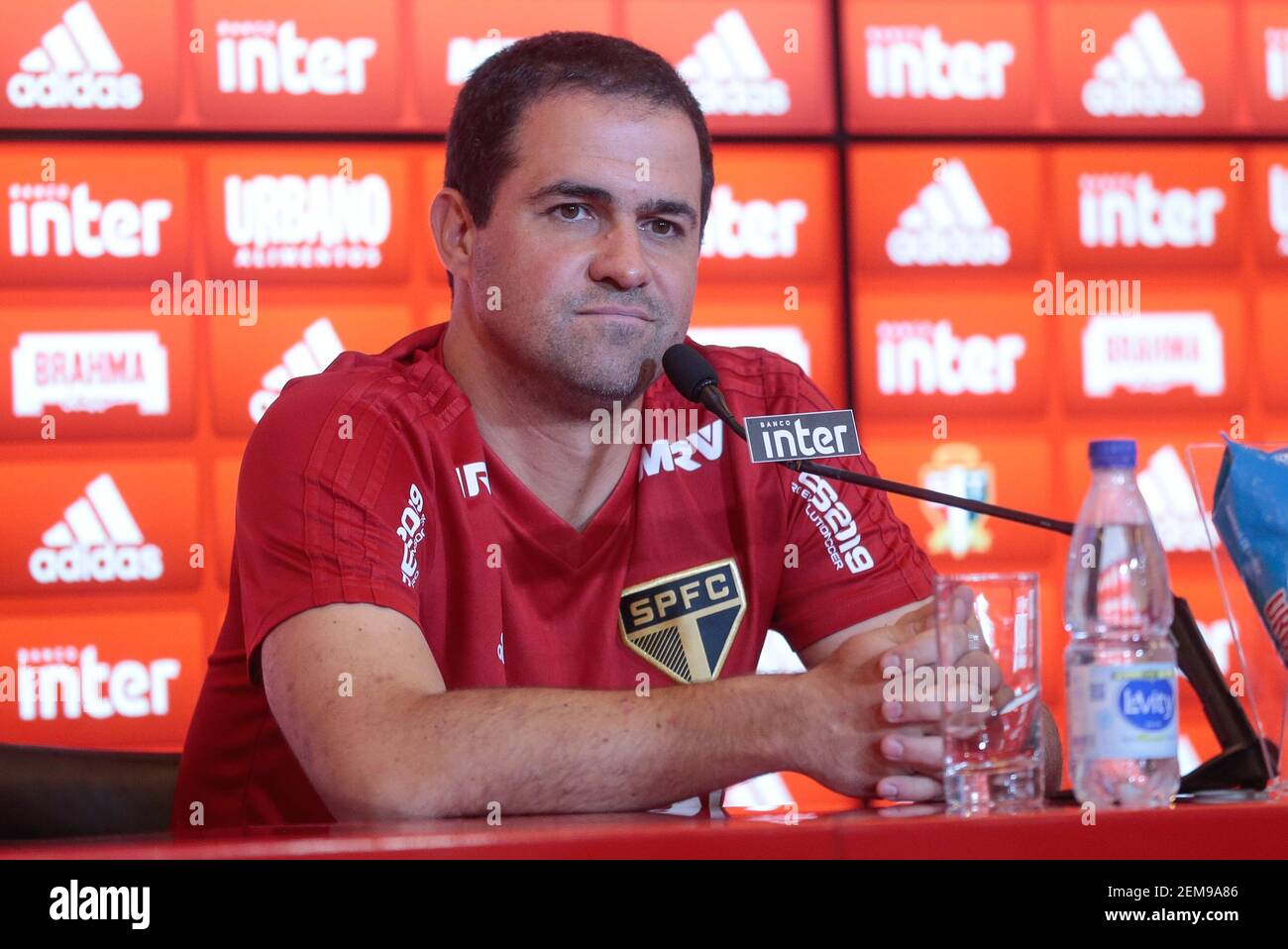 Andre Jardine Sao Paulo coach during press conference before team ...