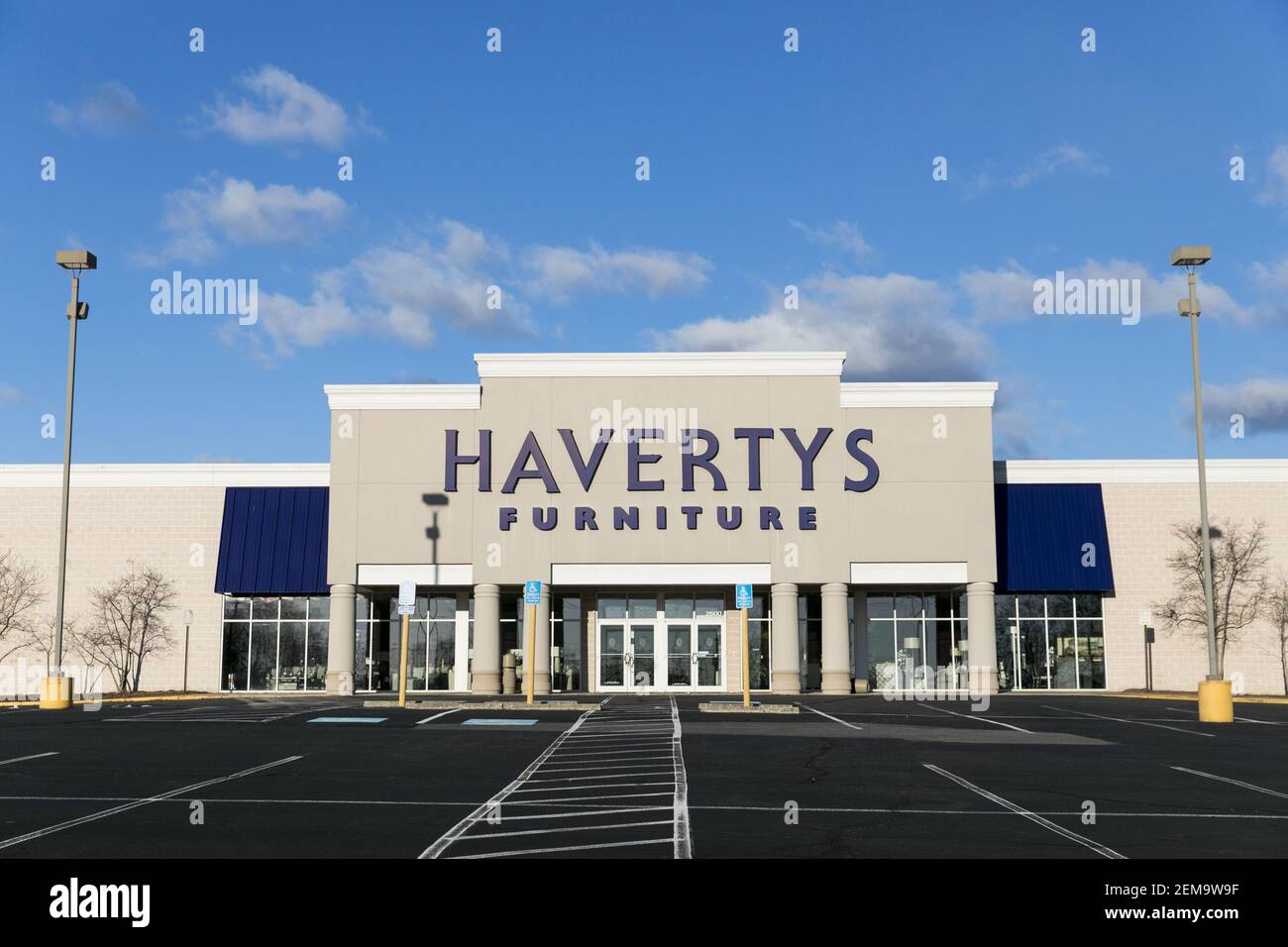 A logo sign outside of a Havertys retail store location in Woodbridge ...