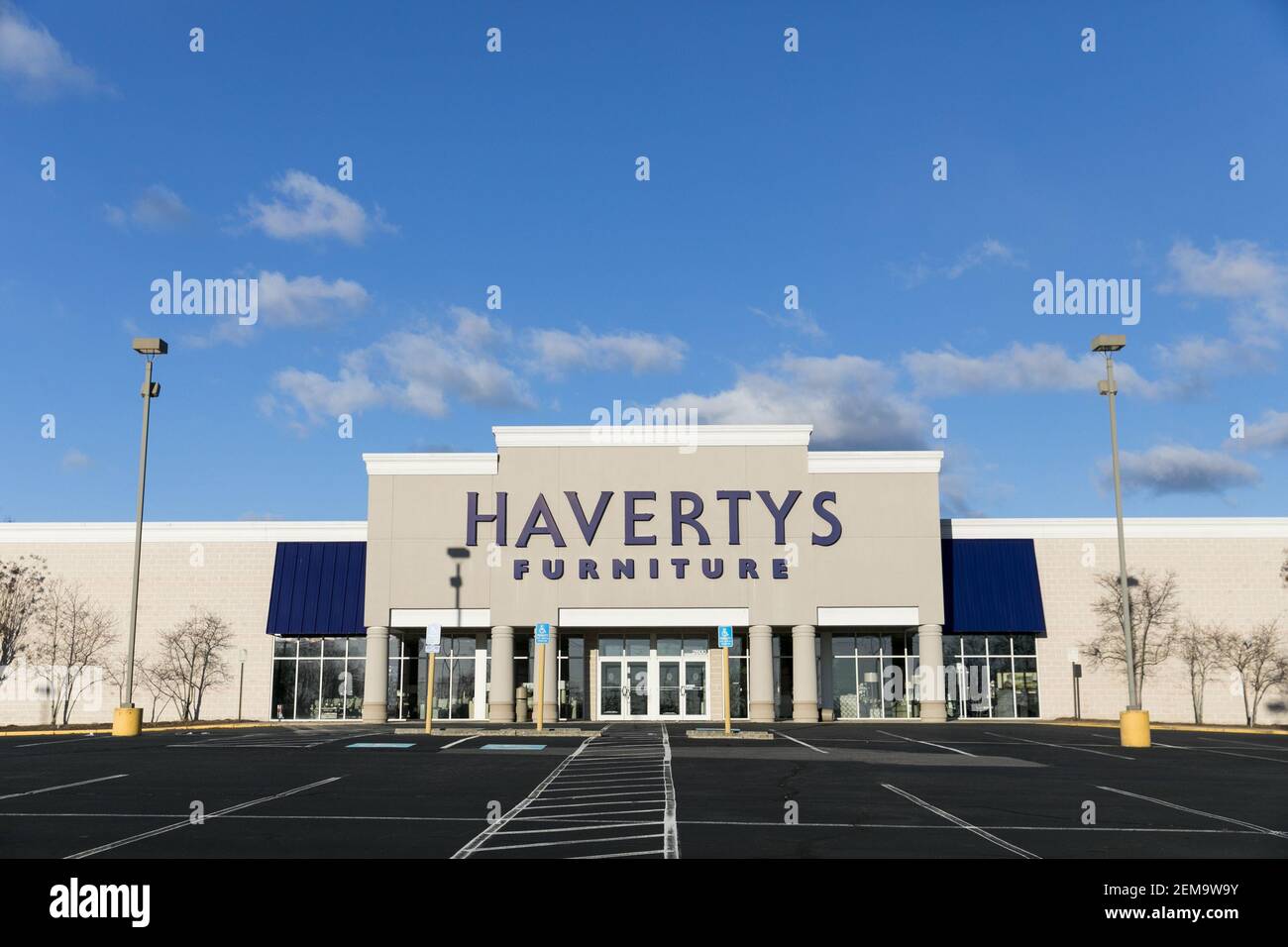 A logo sign outside of a Havertys retail store location in Woodbridge ...
