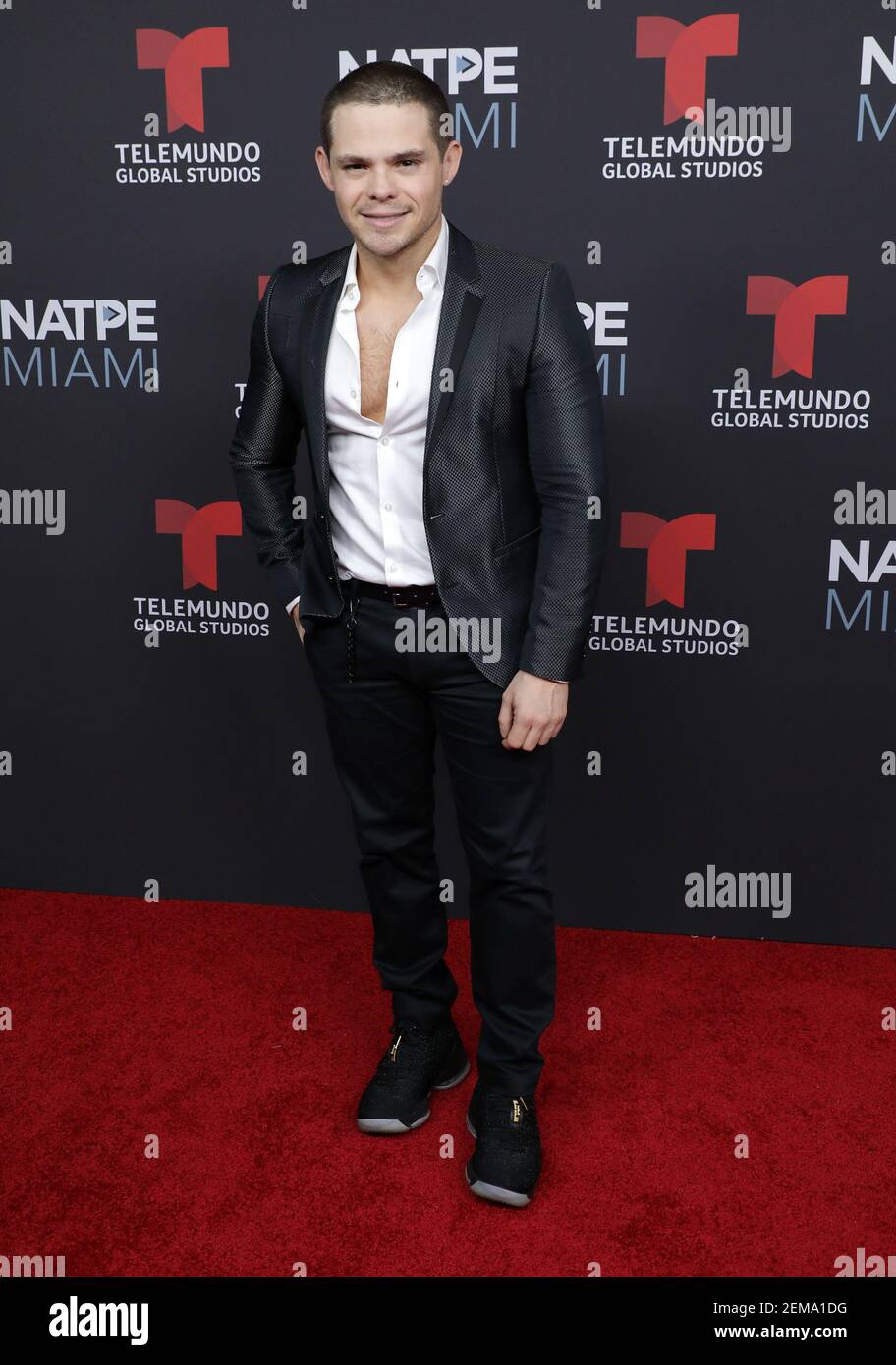 MIAMI BEACH, FL - JANUARY 22: Willy Martin arrives at Telemundo Global ...
