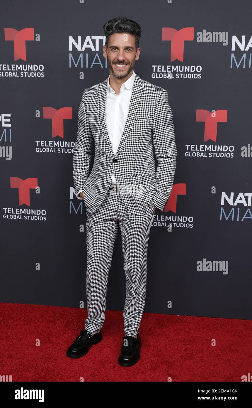 MIAMI BEACH, FL - JANUARY 22: Erick Elias arrives at Telemundo Global ...
