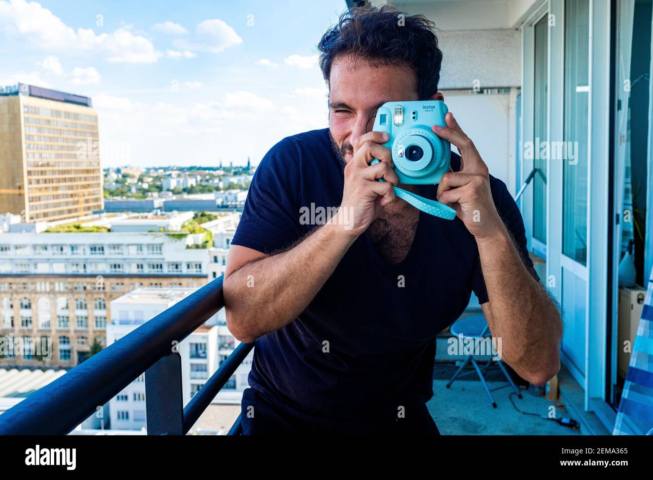 Polaroid photographs hi-res stock photography and images - Alamy
