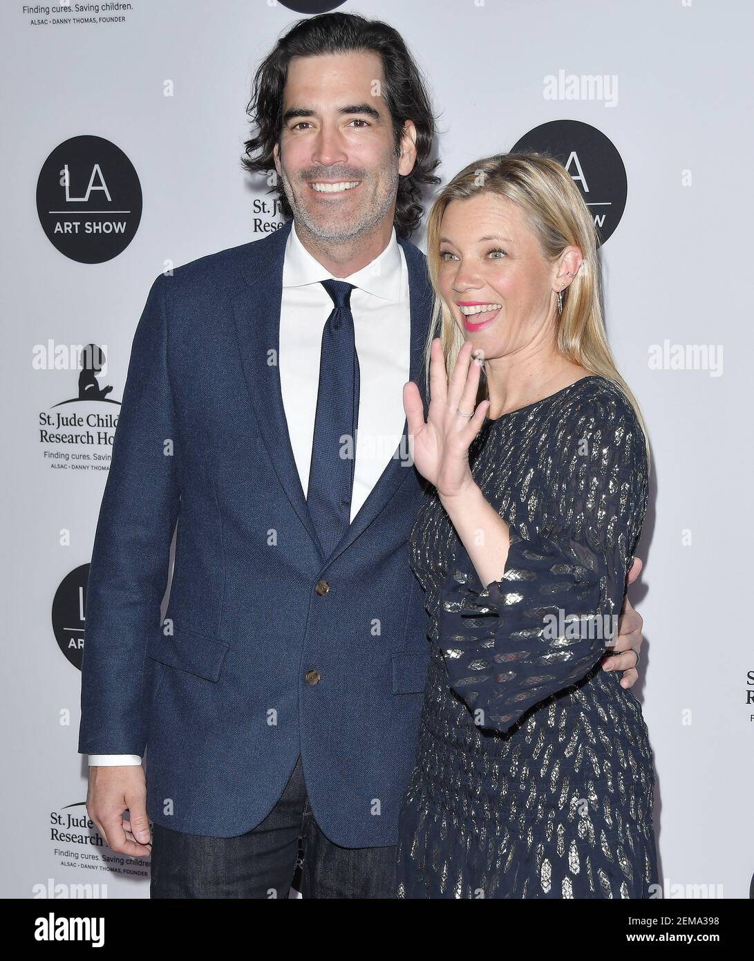 (L-R) Carter Oosterhouse and Amy Smart arrives at the LA Art Show ...