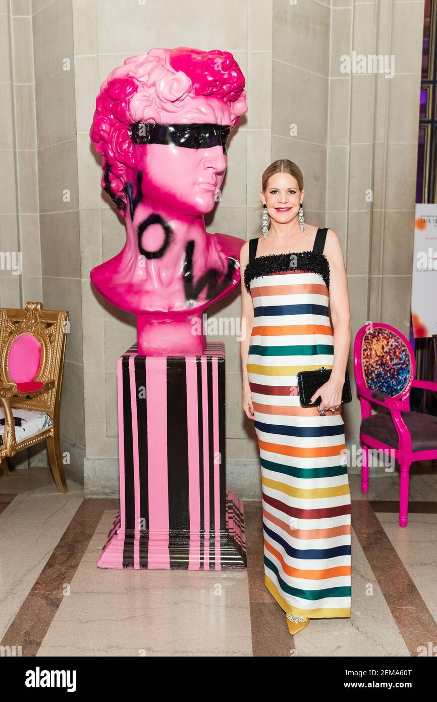 SAN FRANCISCO, CA - January 23 - Mary Beth Shimmon attends SF Ballet ...