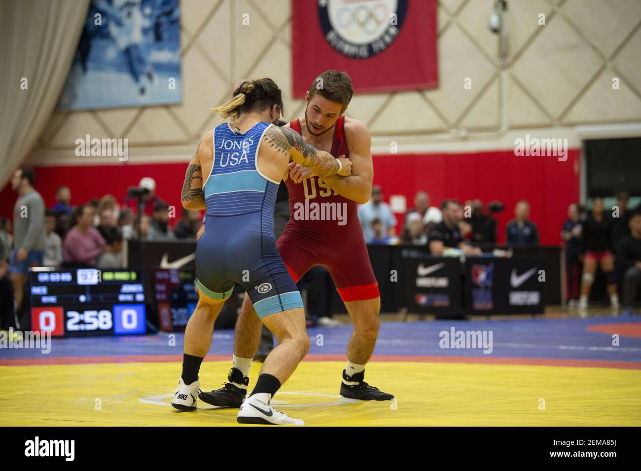 Sam Jones(Blue) of the New York Athletic Club defeats Travis Rice to ...