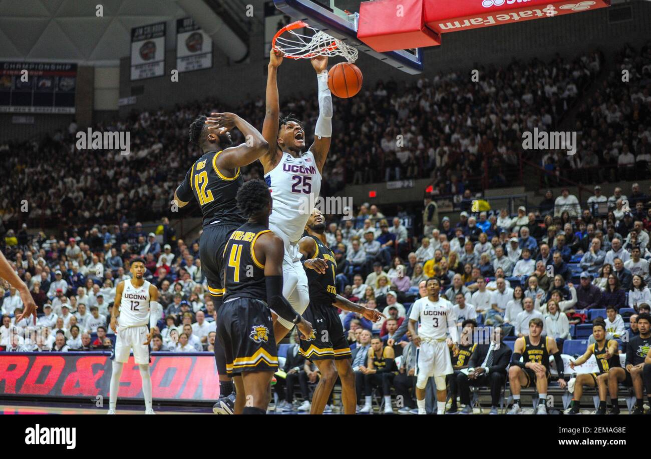 January 26 2019: Josh Carlton (25) of the Uconn Huskies dunks during a ...