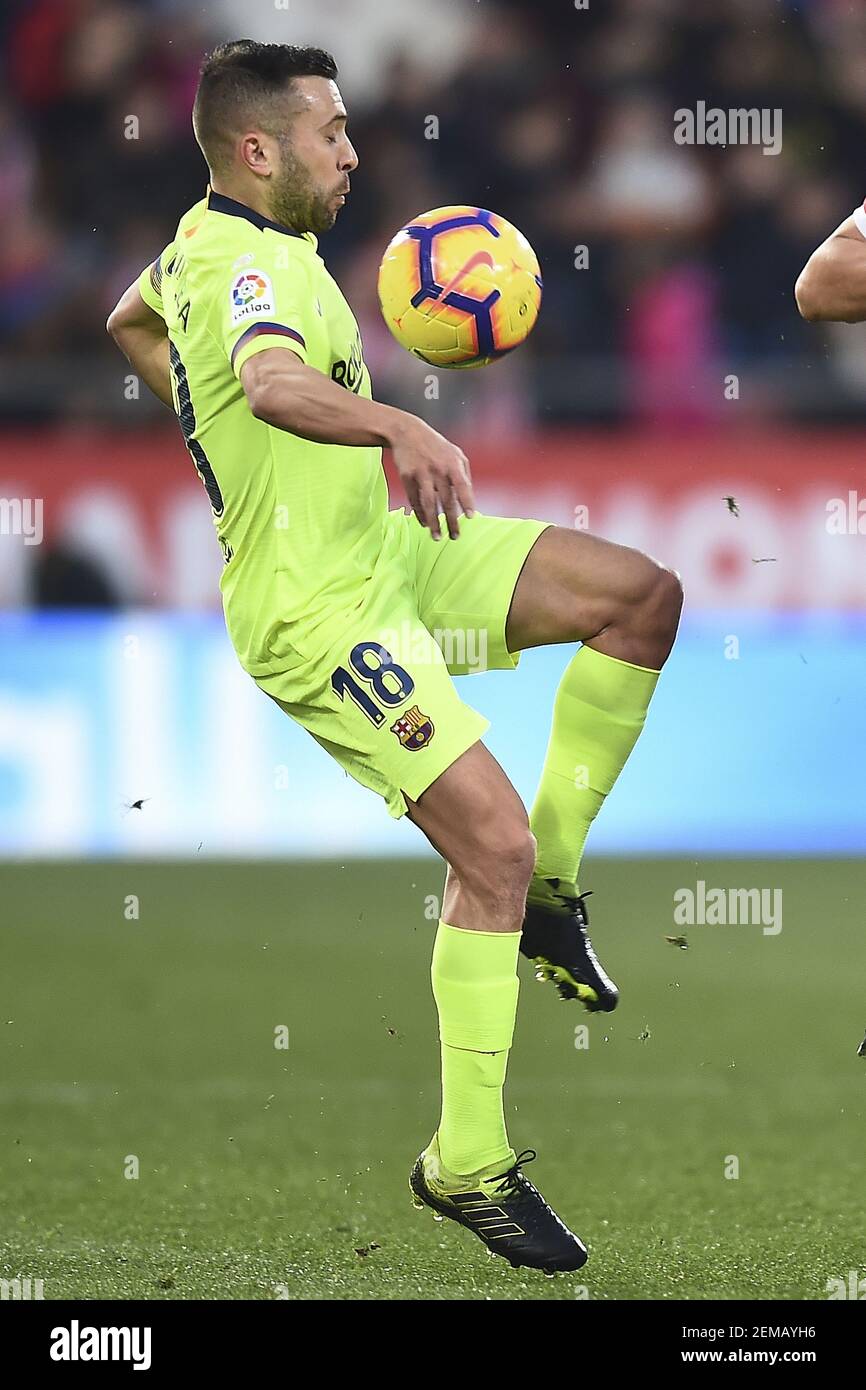 Jordi Alba of FC Barcelona controls the ball during the match between ...