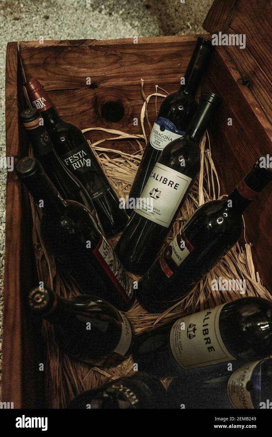 Traditional viticulture hi-res stock photography and images - Alamy