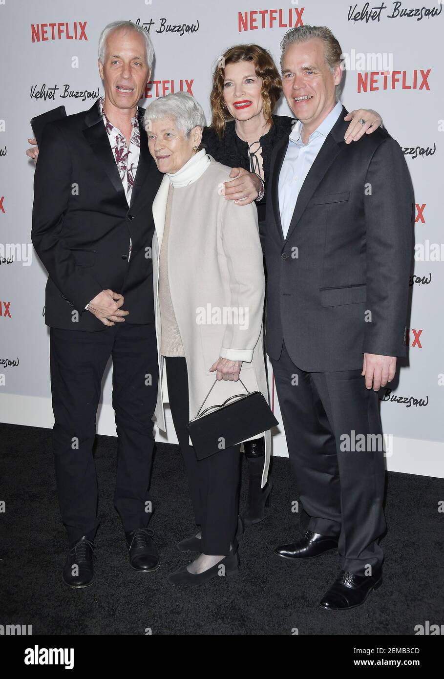 (L-R) Dan Gilroy, Ruth Gaydos, Rene Russo and John Gilroy arrives at ...