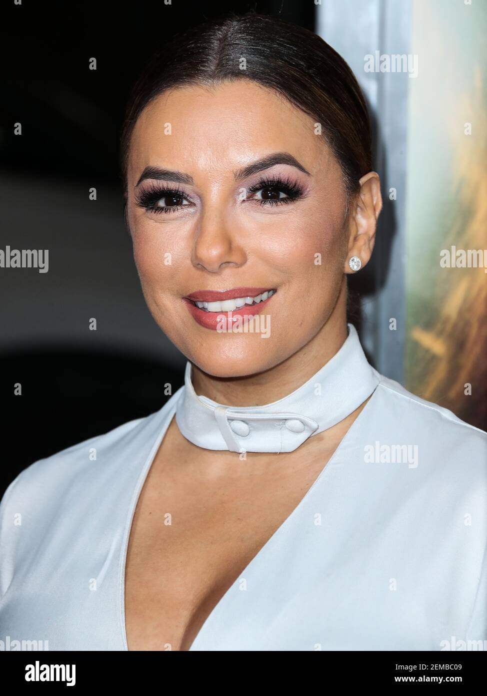 LOS ANGELES, CA, USA - JANUARY 30: Actress Eva Longoria arrives at the ...