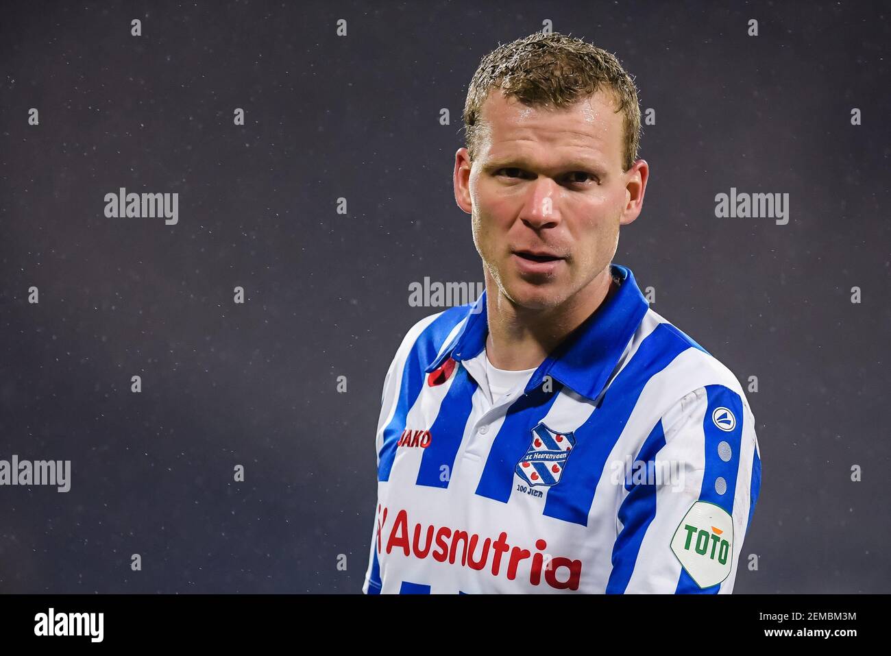 HEERENVEEN, NETHERLANDS - FEBRUARY 17: Henk Veerman of sc Heerenveen ...