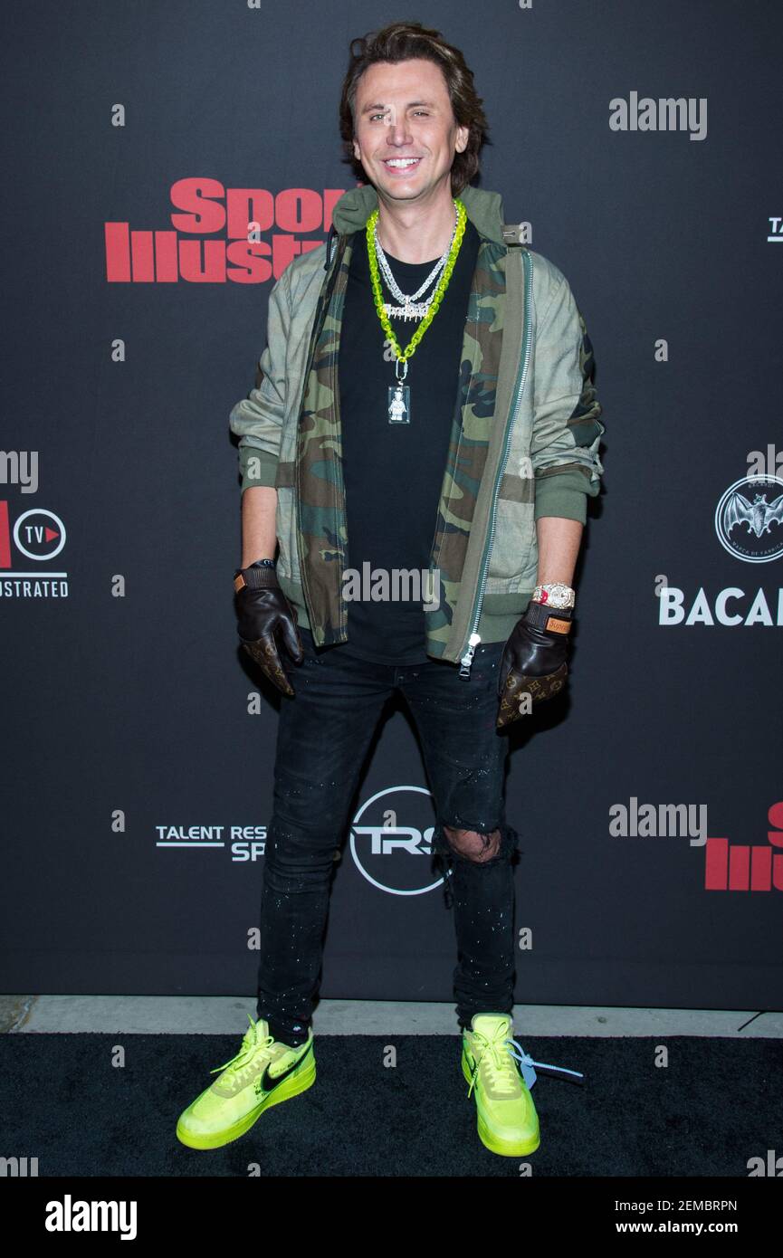 Jonathan Cheban walking the red Carpet at Sports Illustrated Super Bowl ...