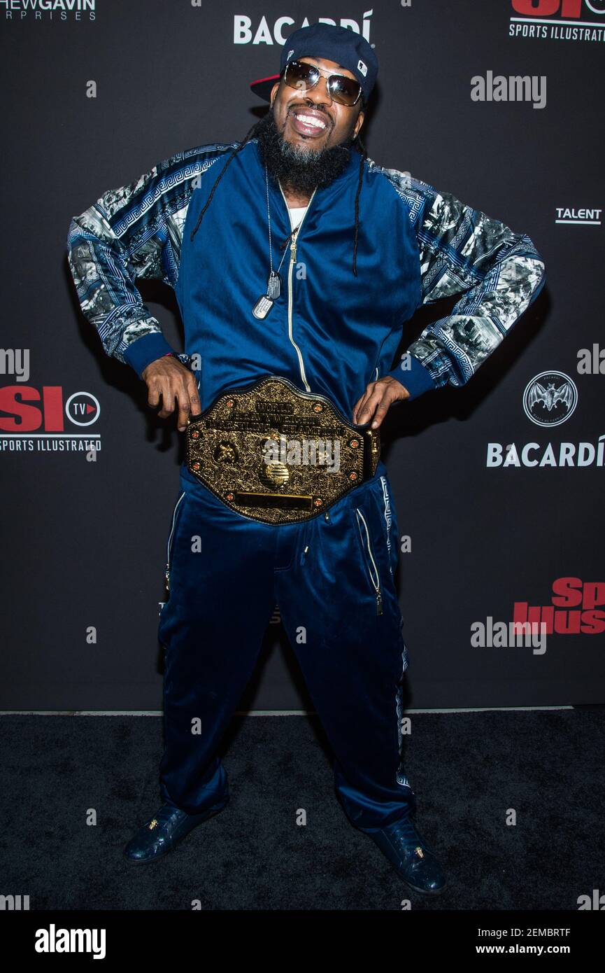 Pastor Troy walking the red Carpet at Sports Illustrated Super Bowl ...