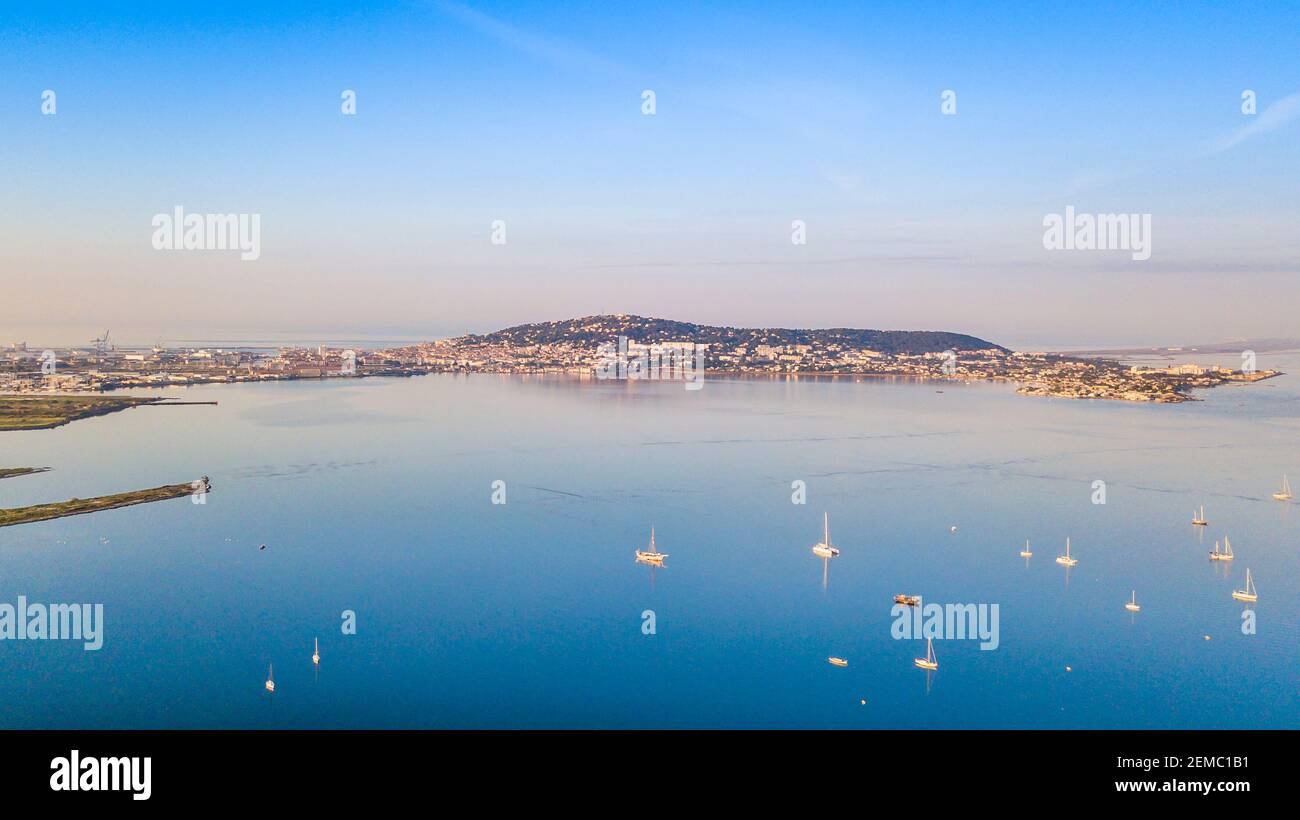 Sete beach france hi-res stock photography and images - Alamy