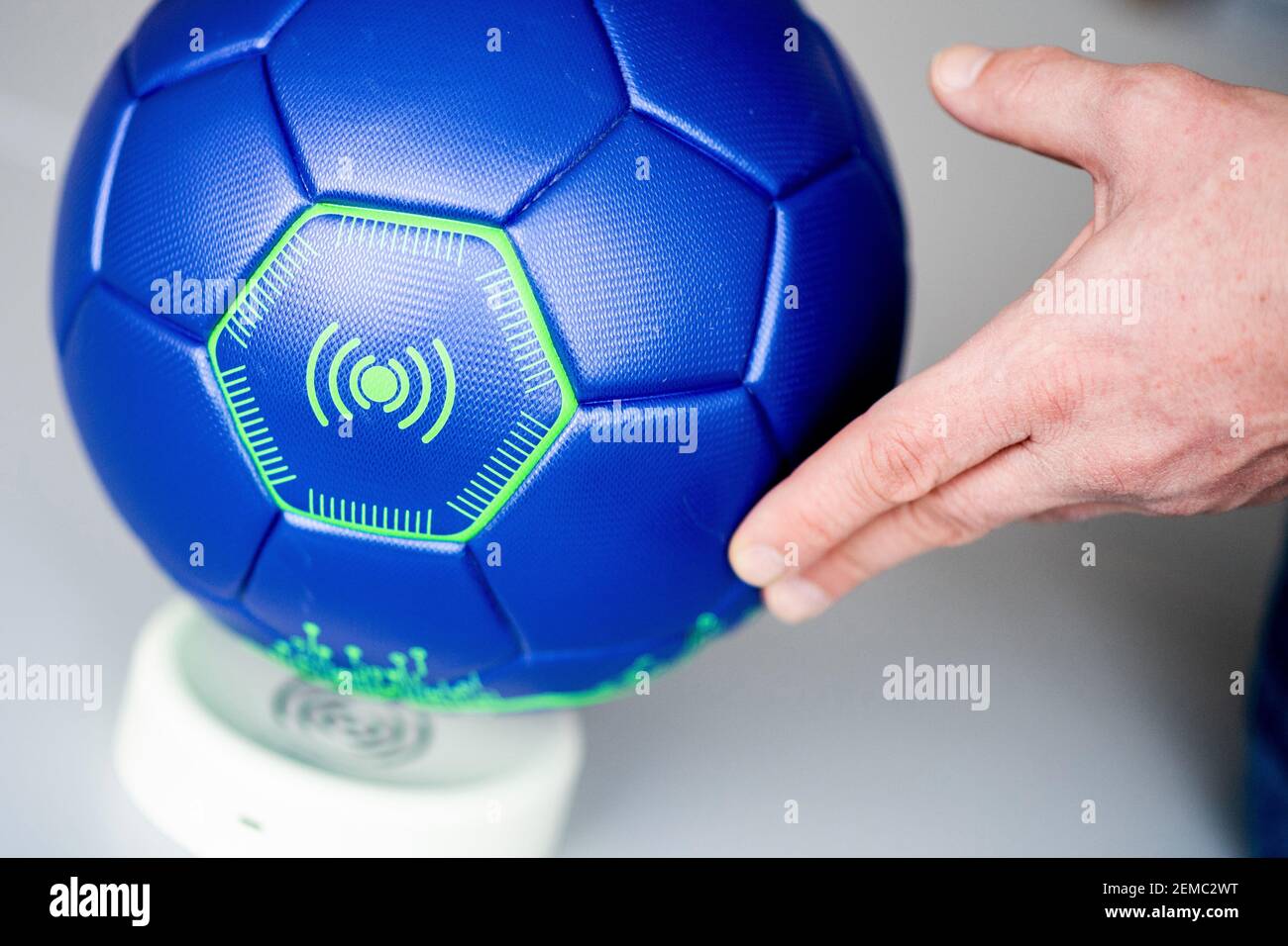 Smartball hi-res stock photography and images - Alamy