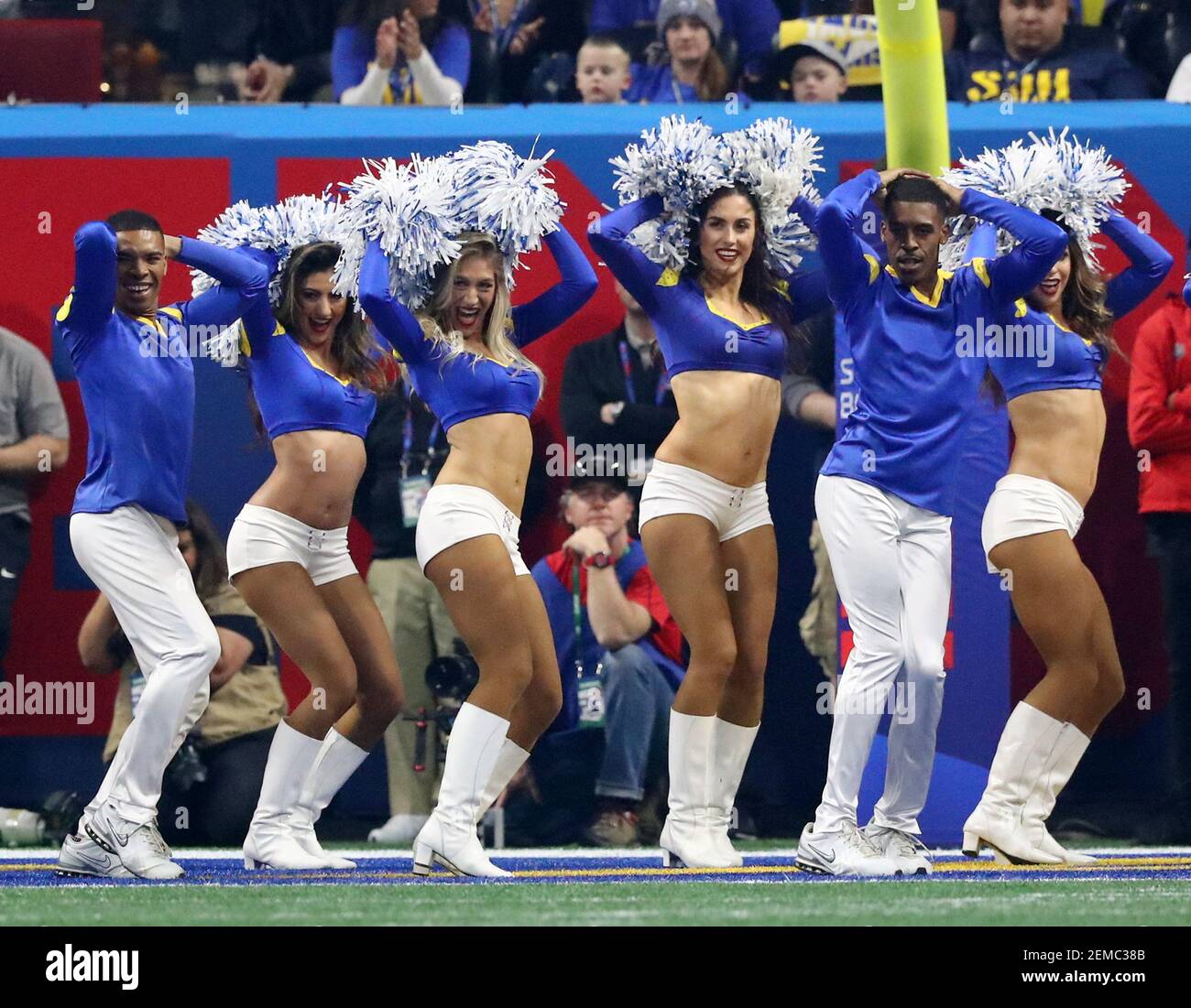 Rams cheerleaders liii hi-res stock photography and images - Alamy