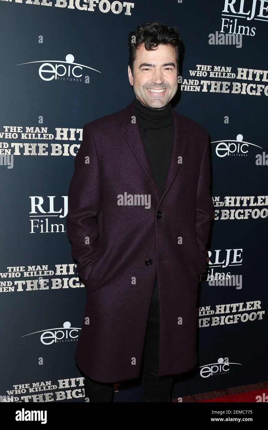 Ron Livingston attends the Los Angeles Premiere of "The Man Who Killed ...