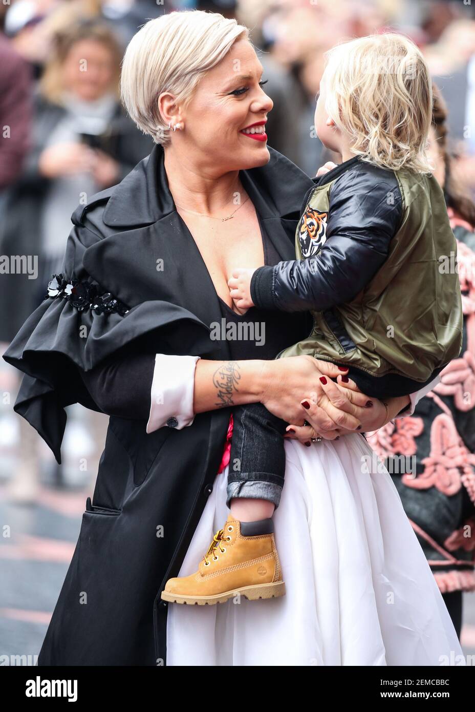 HOLLYWOOD, LOS ANGELES, CA, USA - FEBRUARY 05: Singer P!nk (Pink ...