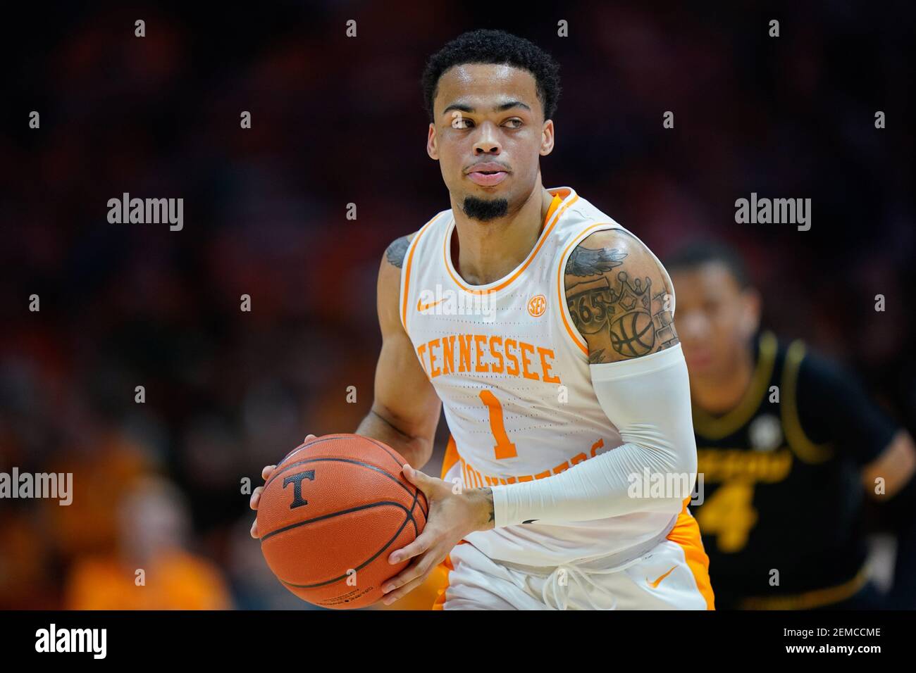 February 5, 2019: Lamonte Turner #1 of the Tennessee Volunteers looks ...