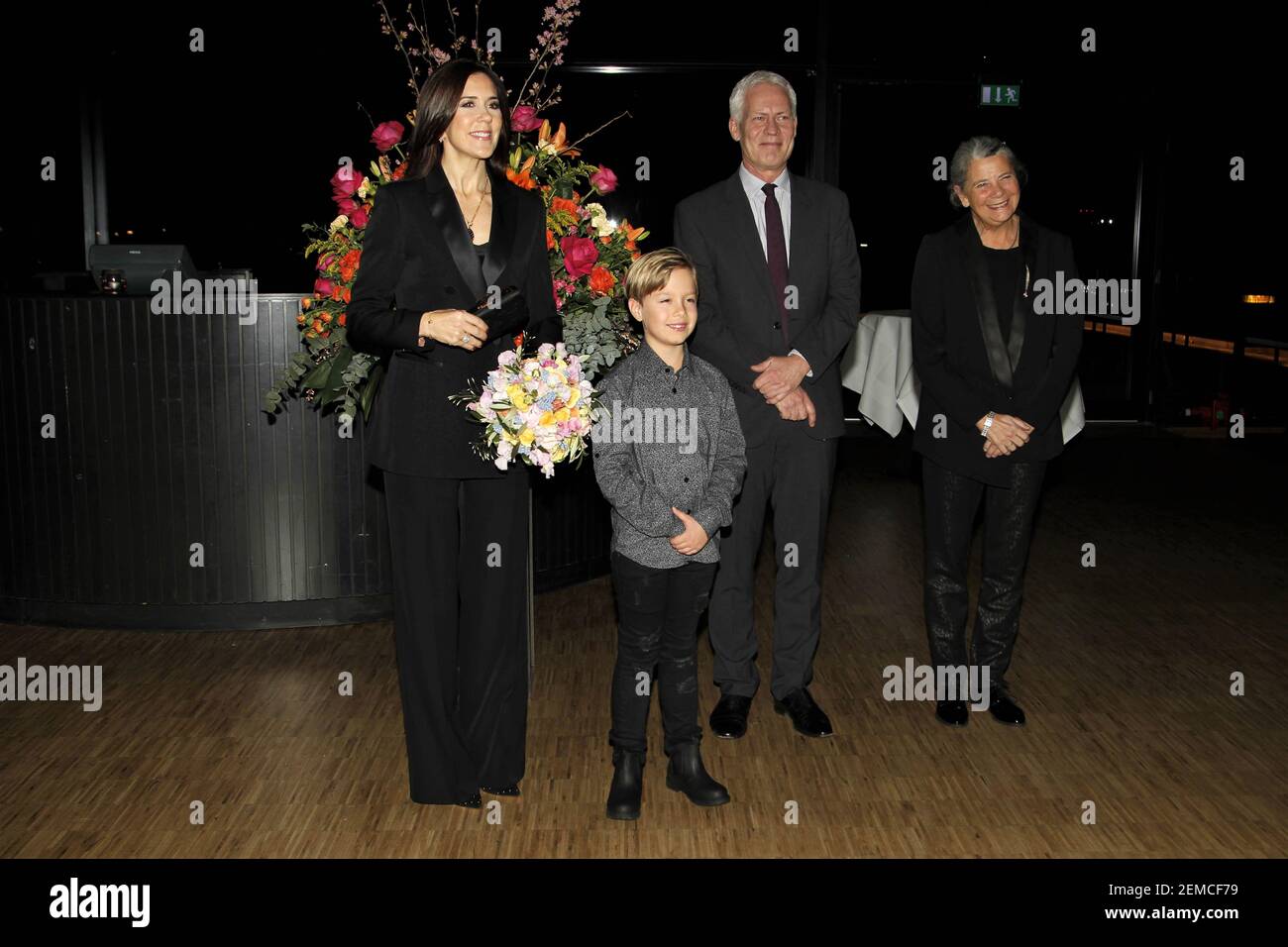 Denmark Princess Mary presenting the cancer society's honor award 2018 ...