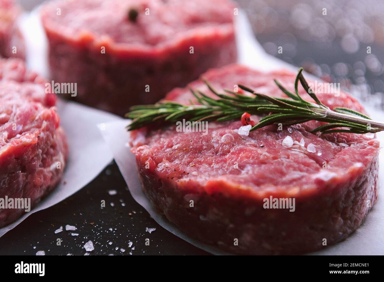 the formation of ground beef for grilling burger Stock Photo - Alamy