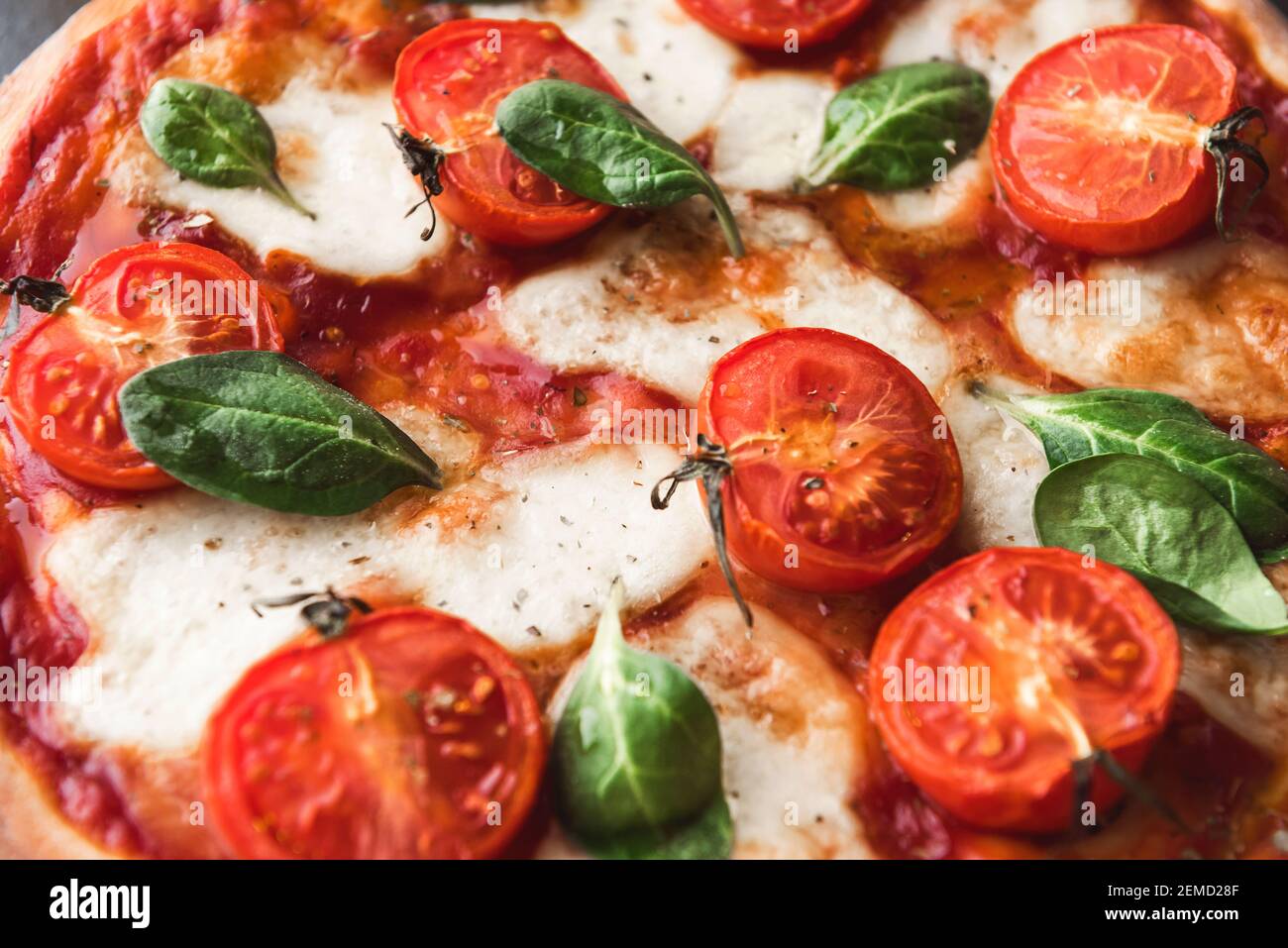 Traditional margarita pizza Stock Photo - Alamy