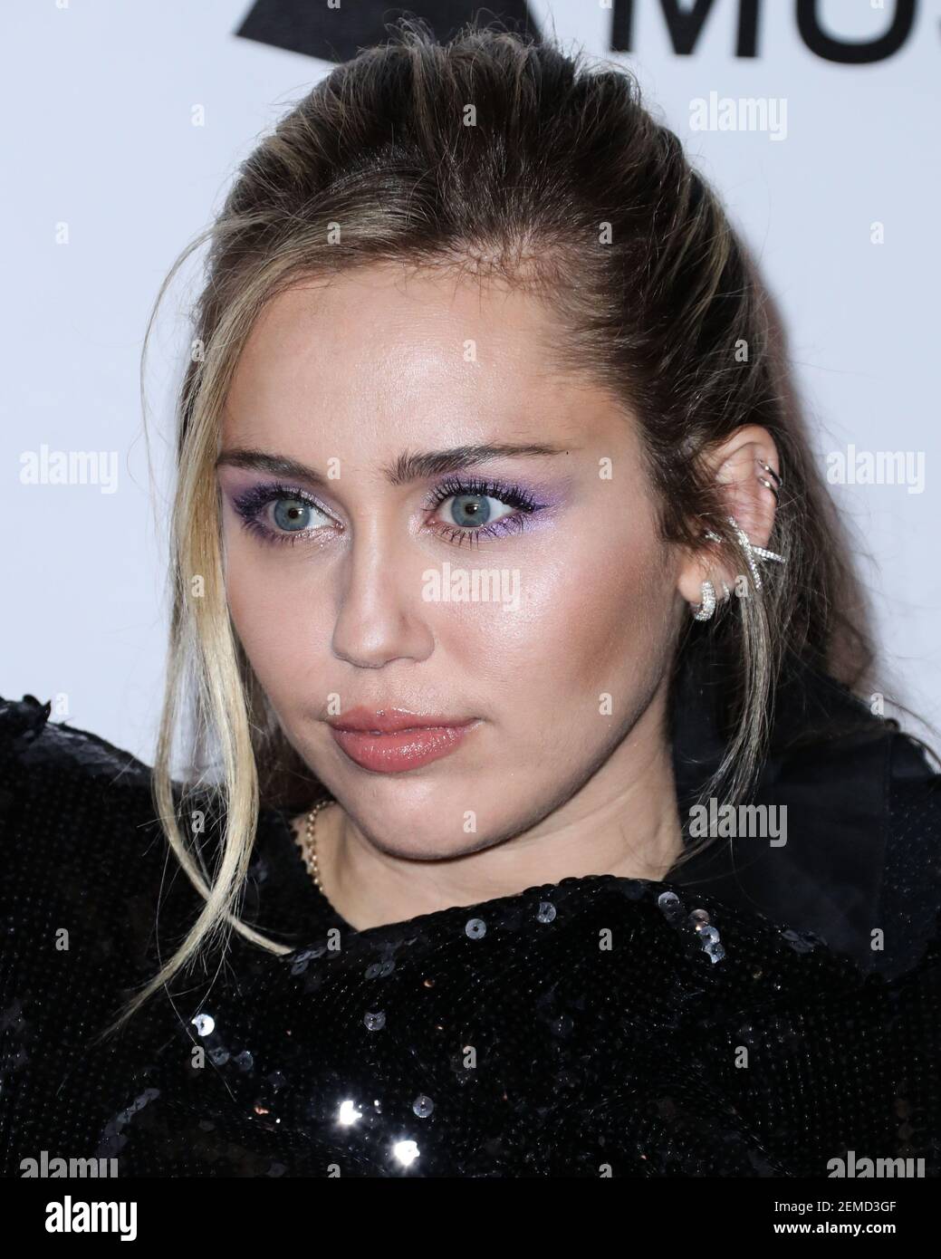 LOS ANGELES, CA, USA - FEBRUARY 08: Singer Miley Cyrus arrives at the ...