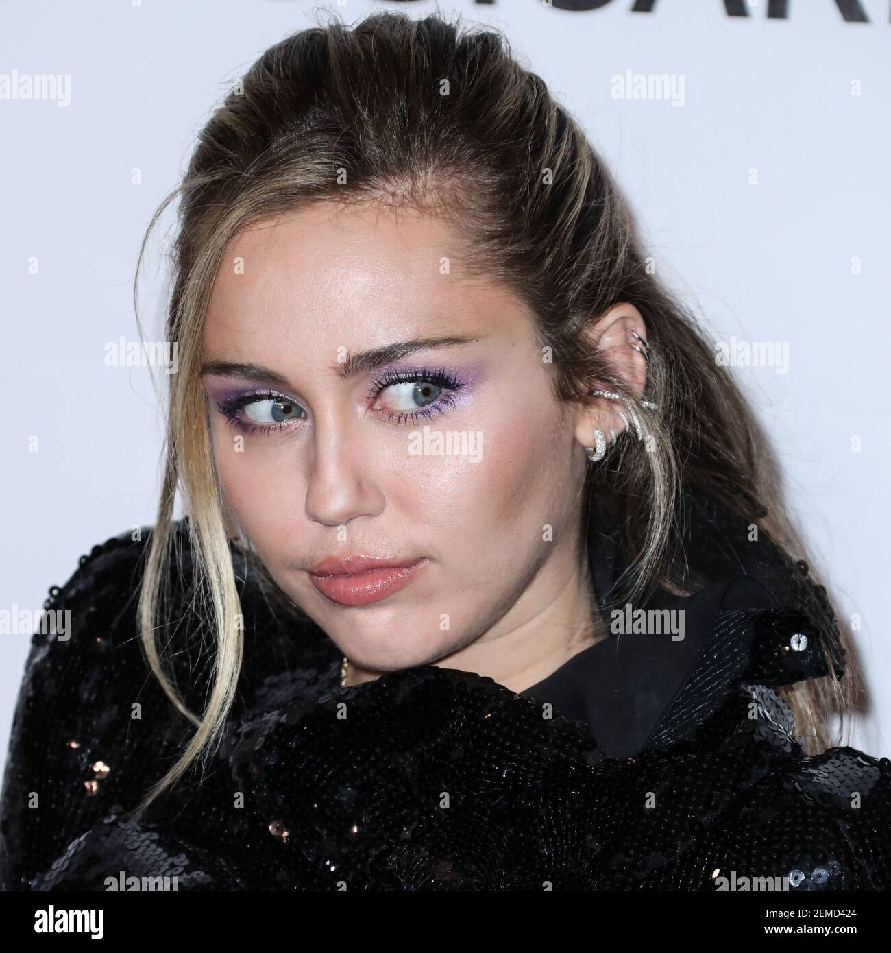 LOS ANGELES, CA, USA - FEBRUARY 08: Singer Miley Cyrus arrives at the ...