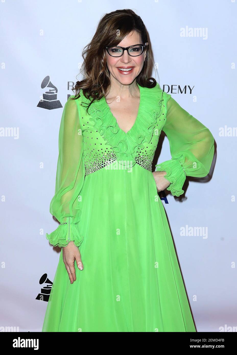 LOS ANGELES - FEBRUARY 8: Lisa Loeb at the 2019 MusiCares Person of the ...