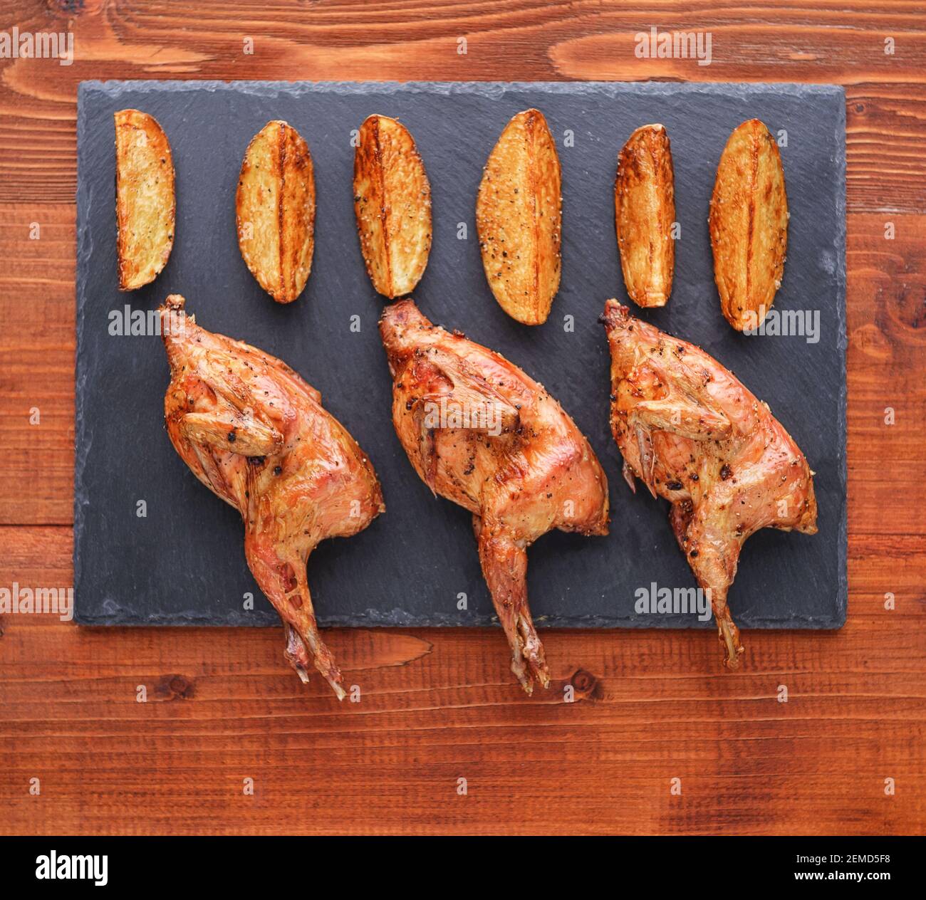 Homemade eco-friendly cooked quail Stock Photo - Alamy