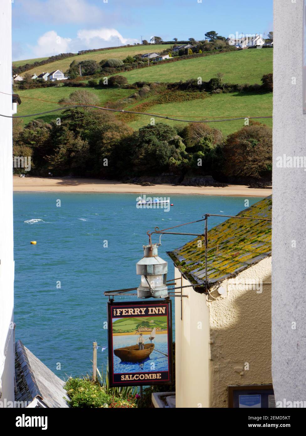 Ferry inn salcombe devon hi-res stock photography and images - Alamy