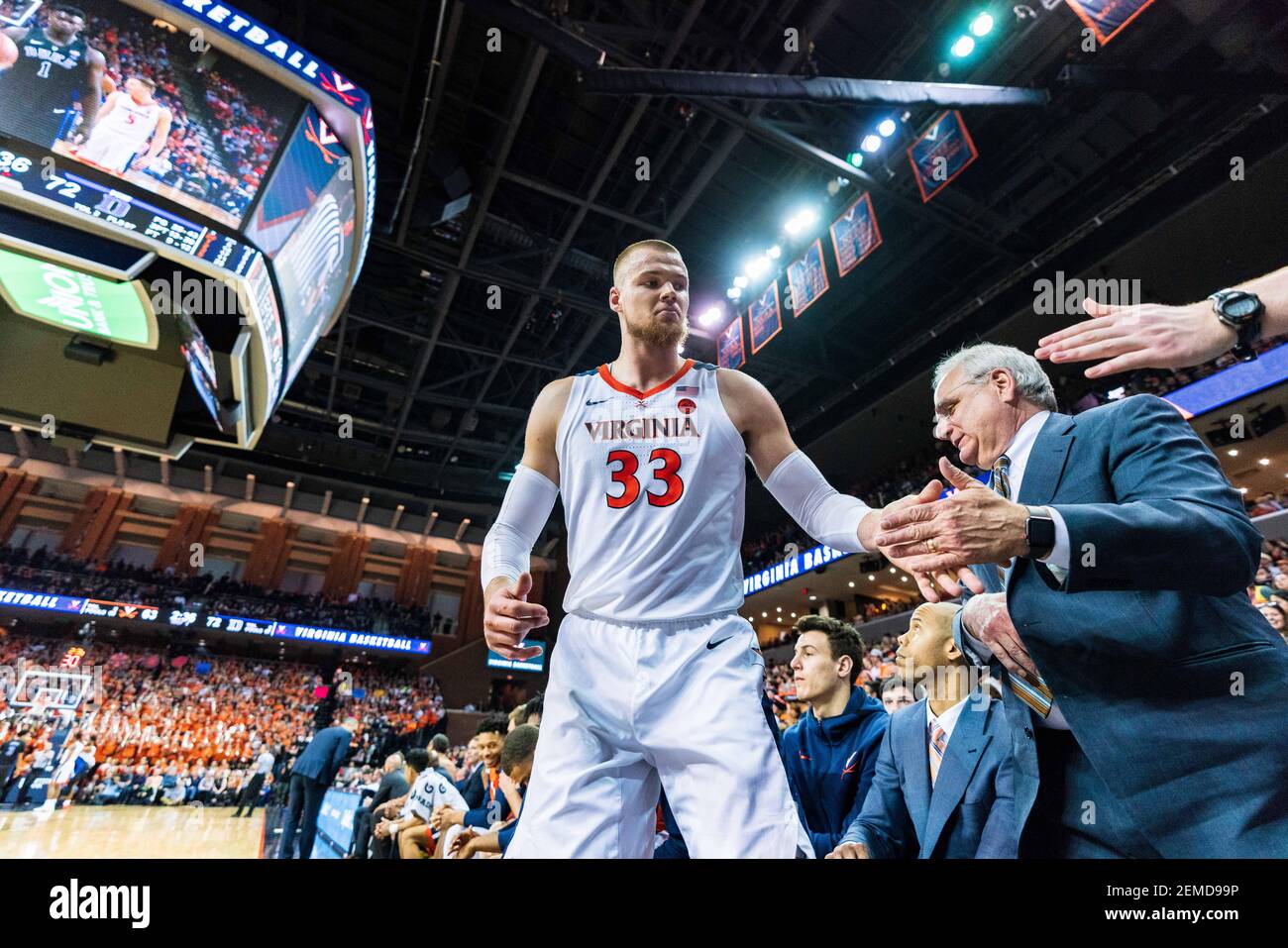 Virginia Cavaliers center Jack Salt (33) during the NCAA College ...