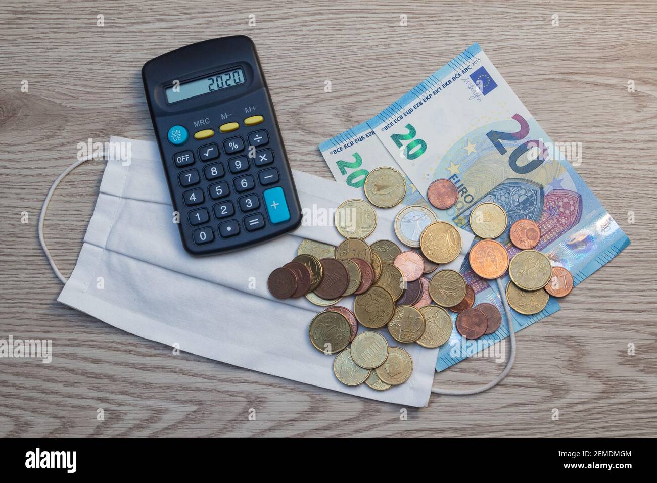 Fabric mask hi-res stock photography and images - Alamy