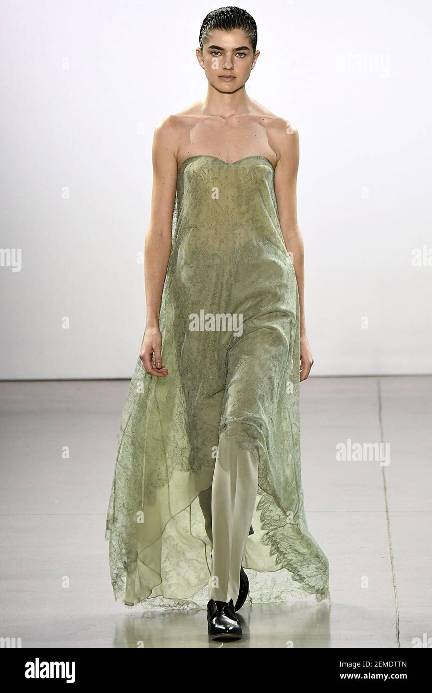 Model Skylar Tartz walks on the runway during the Ryan Roche Ready To ...