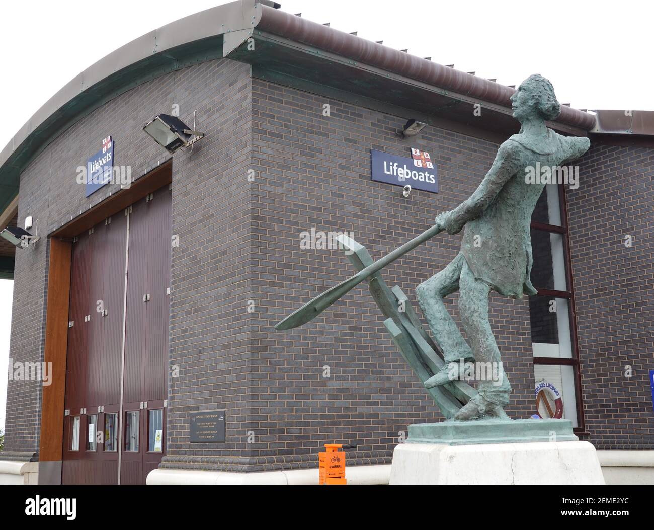 Hoylake lifeboat station hi-res stock photography and images - Alamy