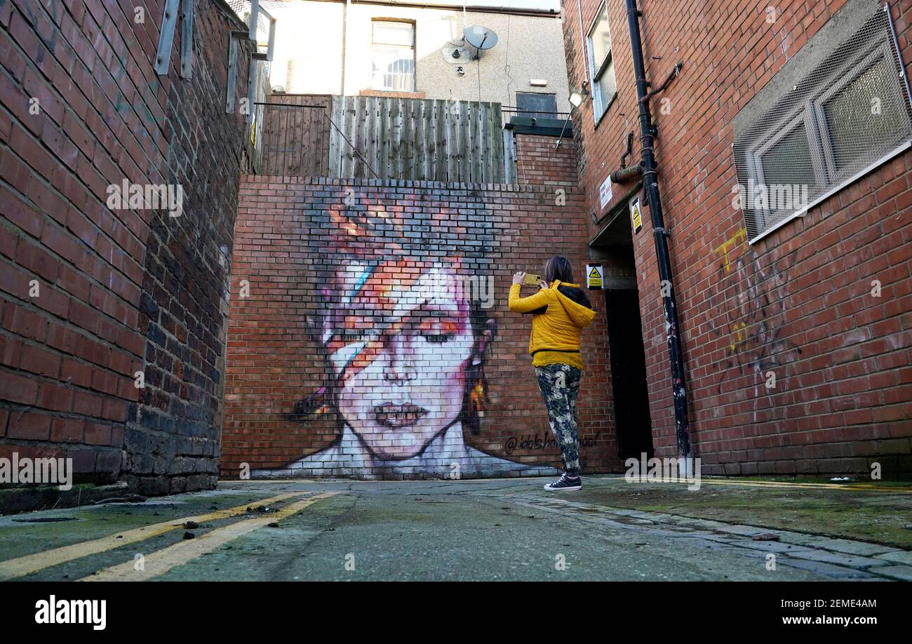 Commissioned by owner of idols hi-res stock photography and images - Alamy