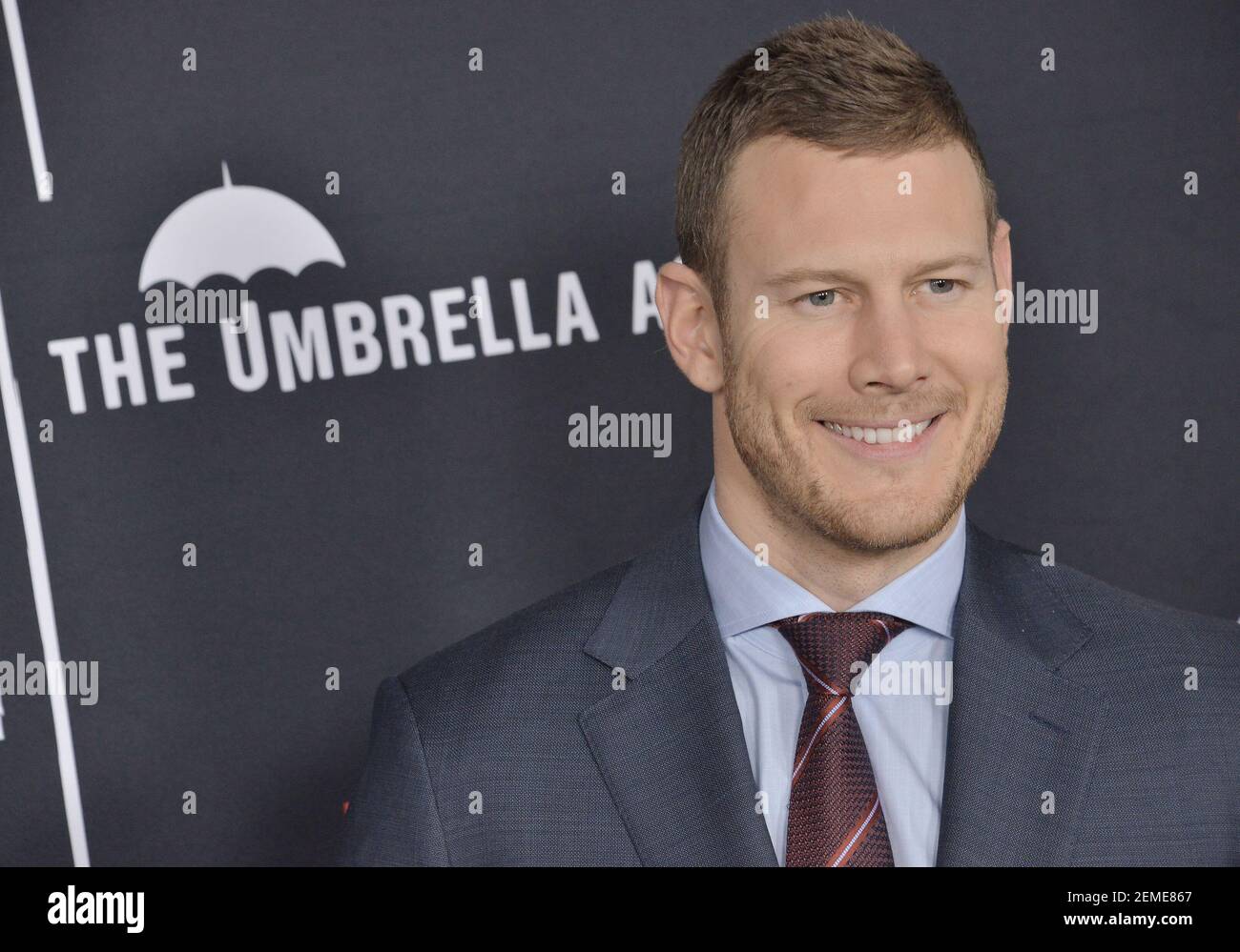 Tom Hopper arrives at Netflix's "The Umbrella Academy" Season 1 ...