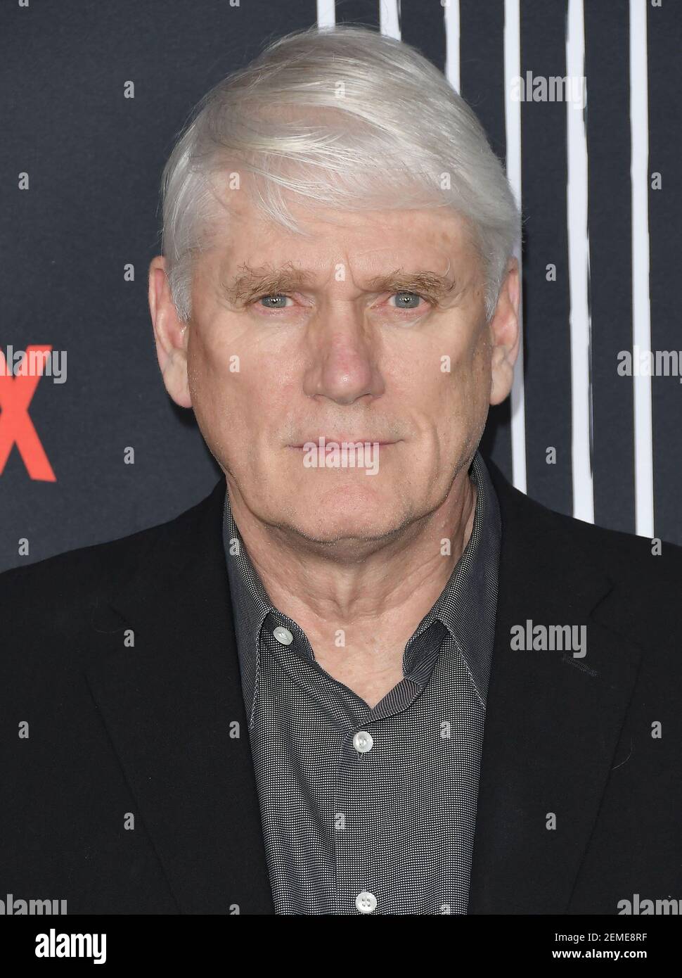 Mike Richardson arrives at Netflix's "The Umbrella Academy" Season 1 ...