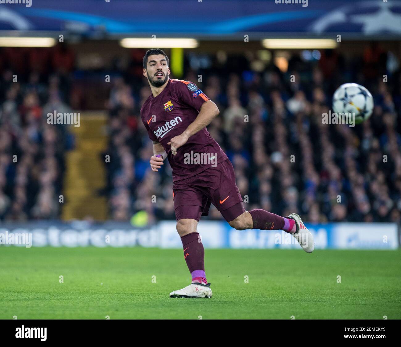 LONDON, ENGLAND - FEBRUARY 20: Luis Suarez during the UEFA Champions ...