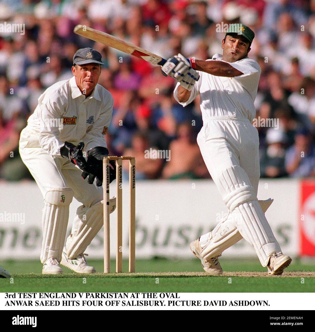 Pakistan wicketkeeper hi-res stock photography and images - Alamy