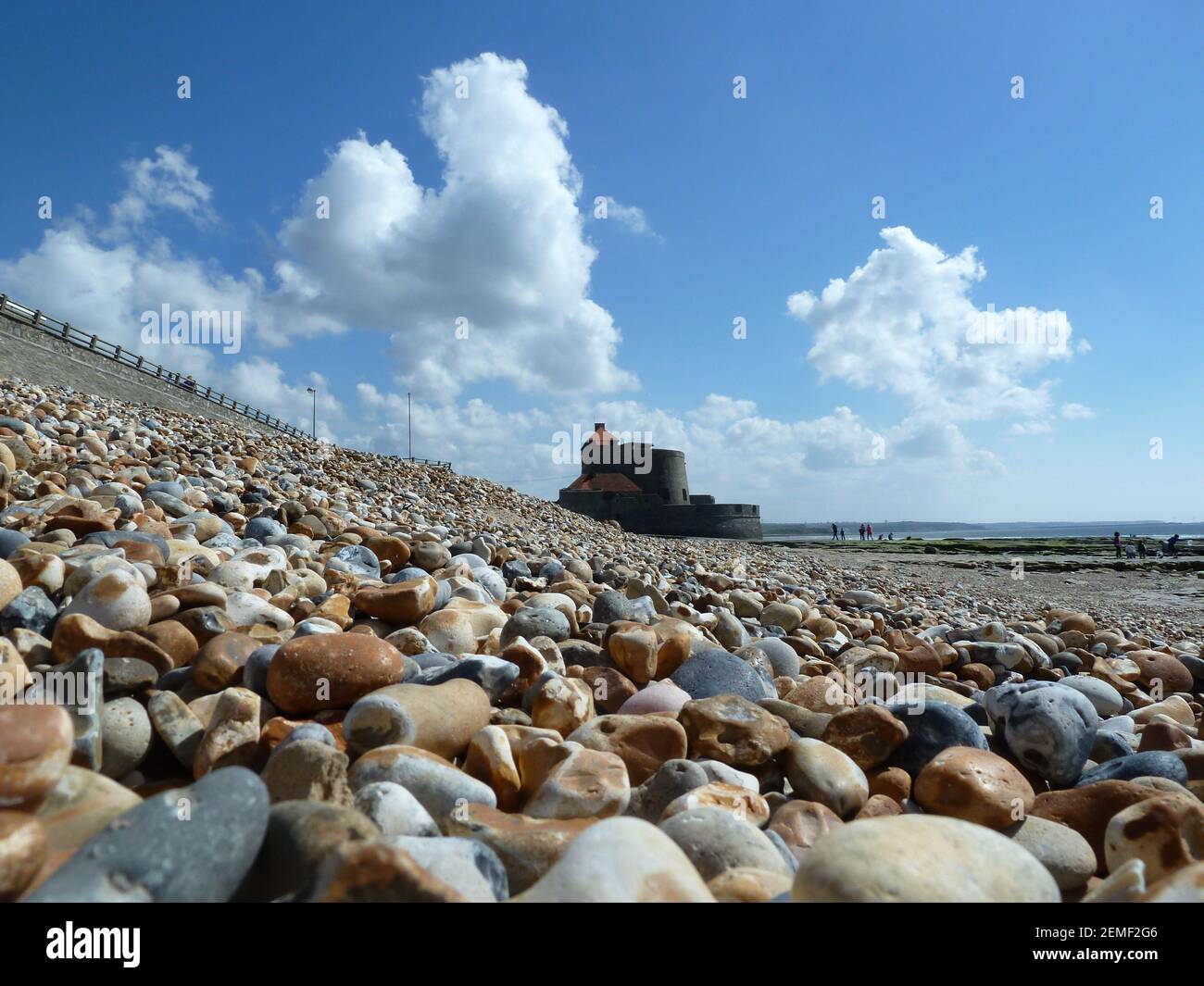 War sea defence hi-res stock photography and images - Alamy