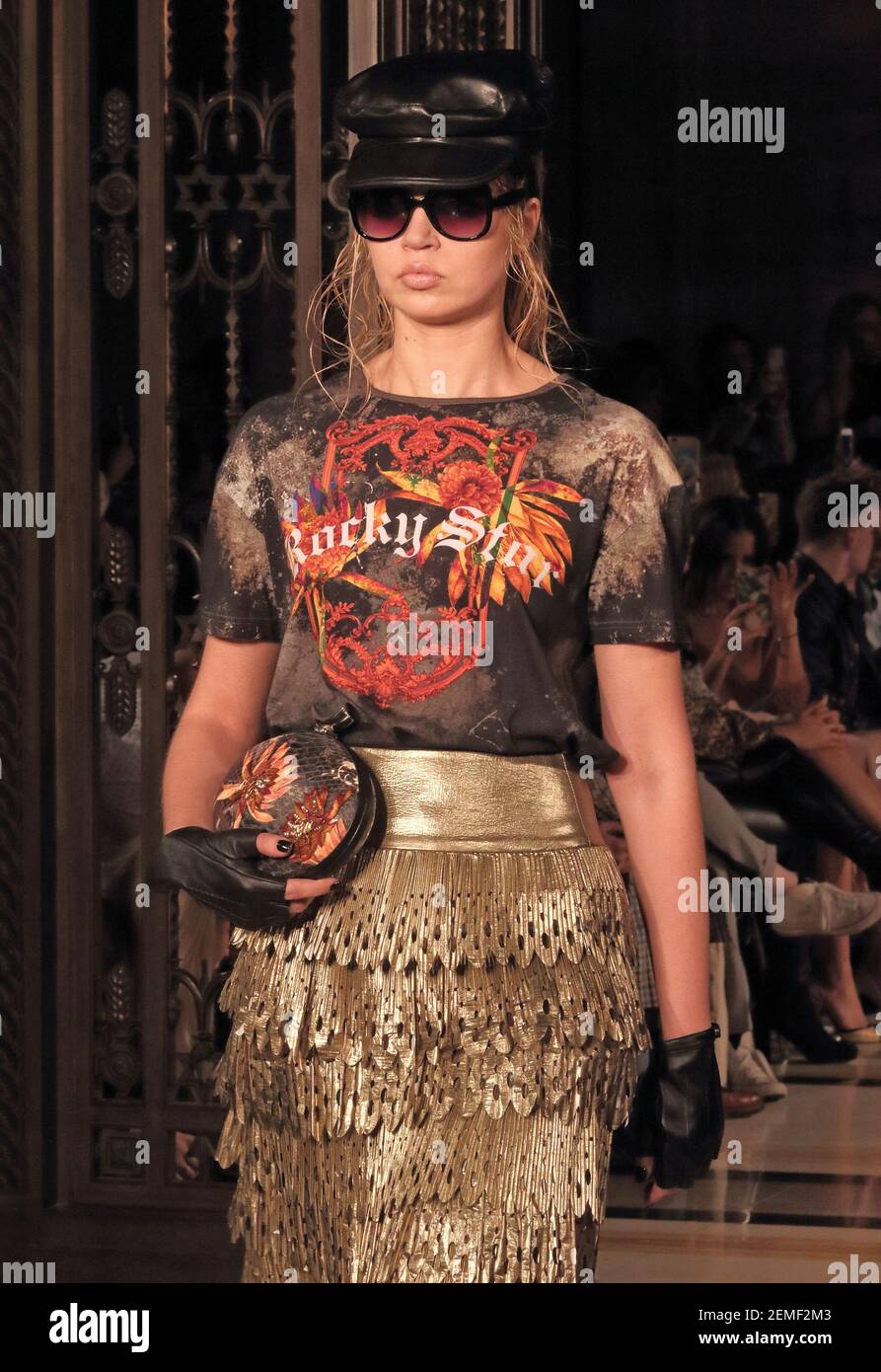 A model seen on the Rocky Star Catwalk Show Autumn Winter 2019. Indian ...