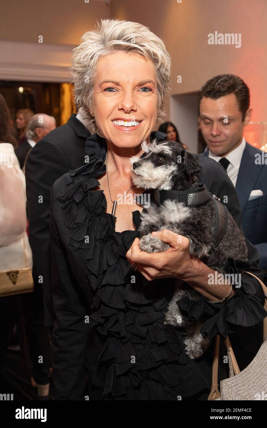 Tinker bell hi-res stock photography and images - Alamy