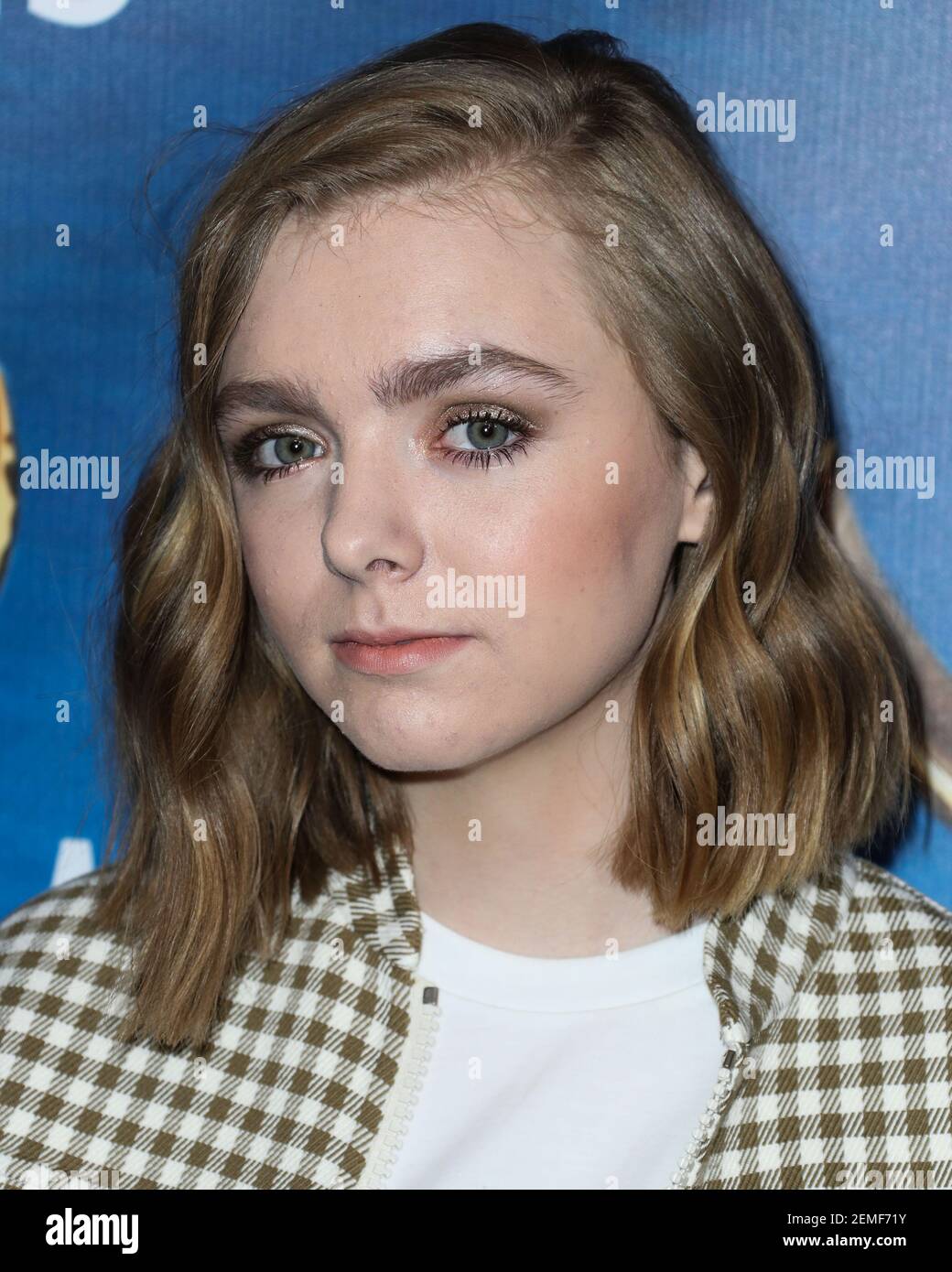 BEVERLY HILLS, LOS ANGELES, CA, USA - FEBRUARY 17: Actress Elsie Fisher ...