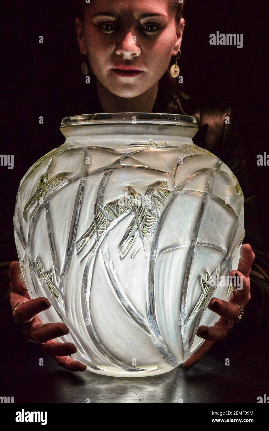The large private collection of masterpieces by glassmaker René Lalique ...