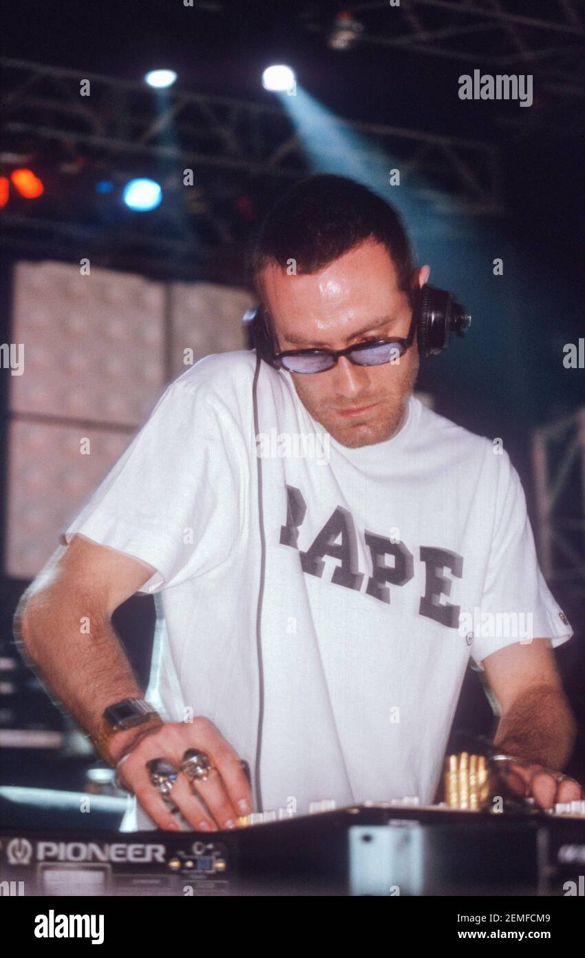 James lavelle hi-res stock photography and images - Alamy