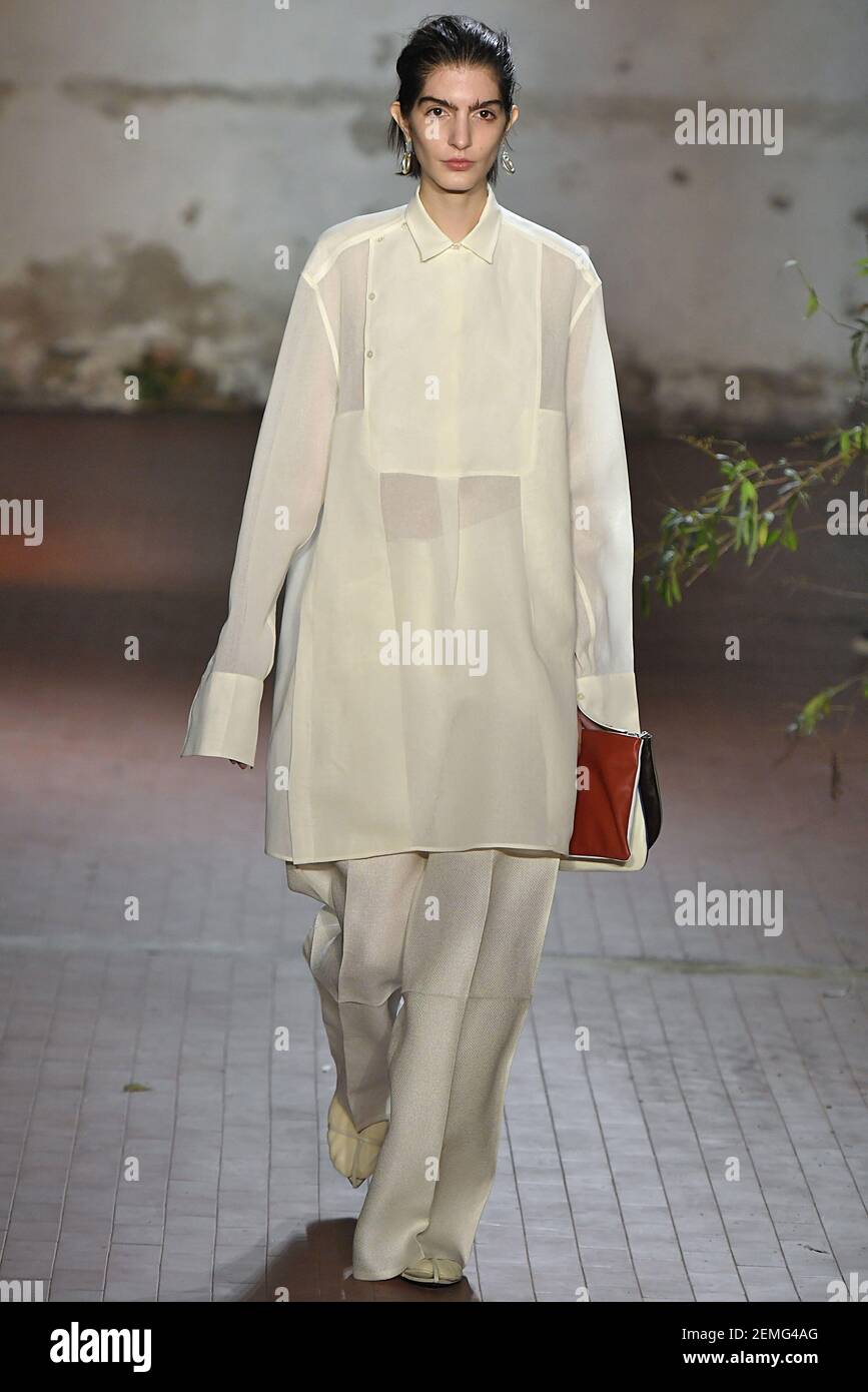 Straitjacket woman hi-res stock photography and images - Alamy