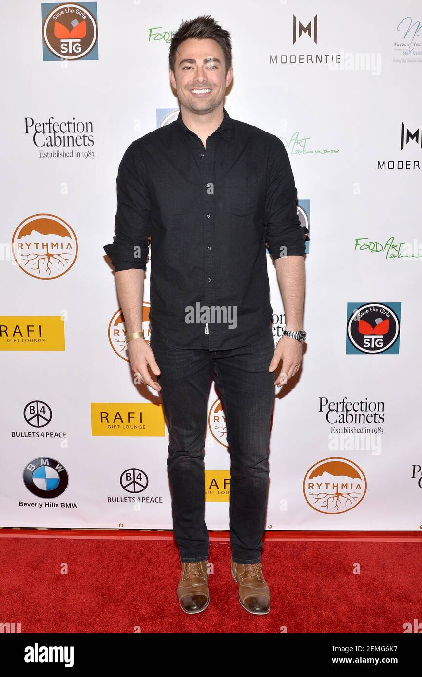 Jonathan Bennett attends the Rafi's Gifting Lounge at the Waldorf ...