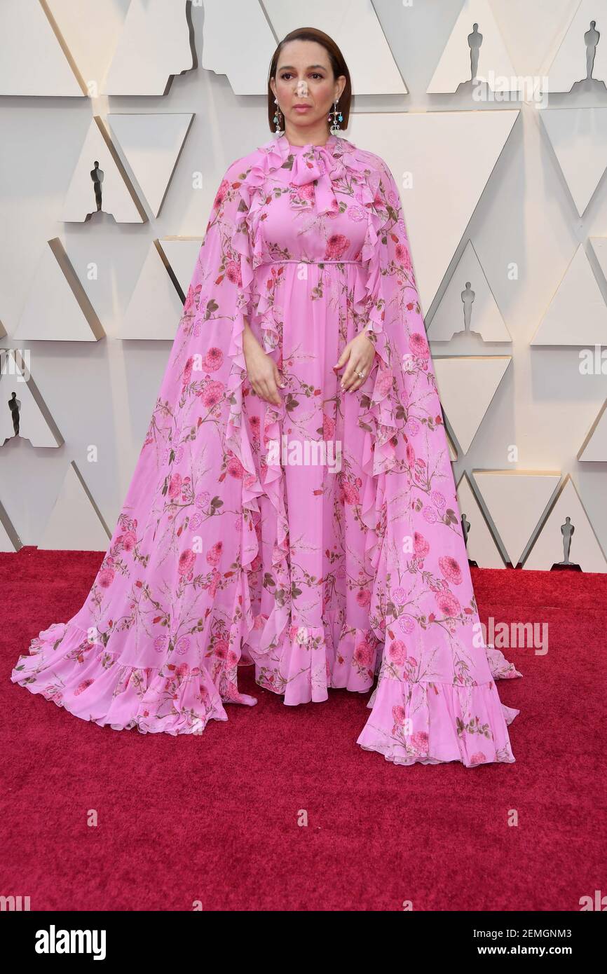Maya Rudolph walking on the red carpet at the 91st Academy Awards ...